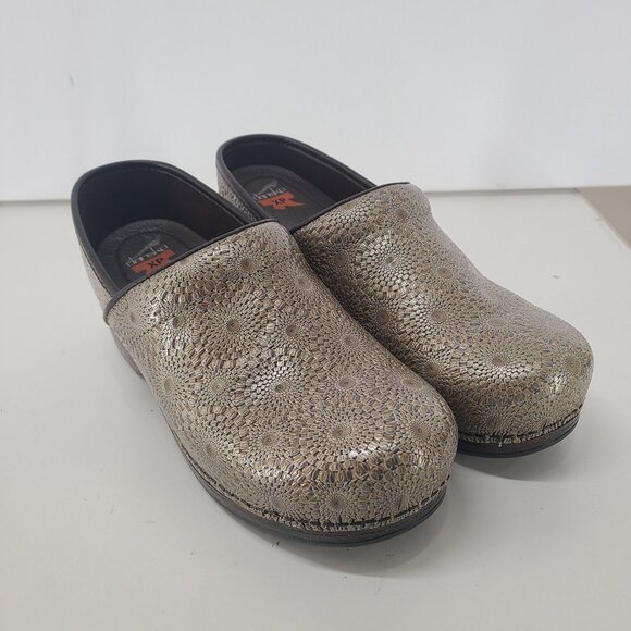 Dansko | Shoes | Dansko Pro Xp Silver Medallion Embossed Leather Staple ...
